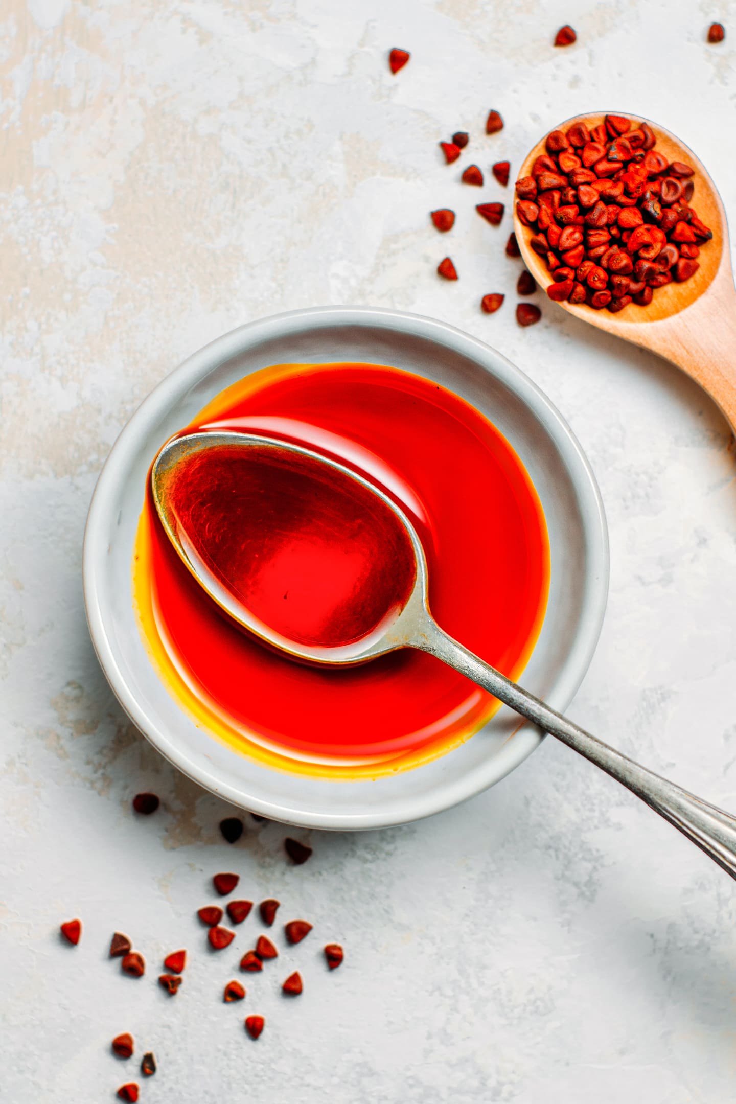 How to Make Annatto Oil - Full of Plants
