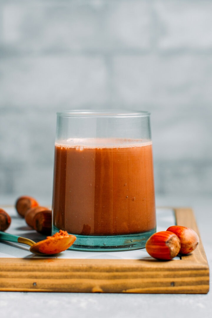 How to Make Hazelnut Milk (Raw + Roasted) - Full of Plants