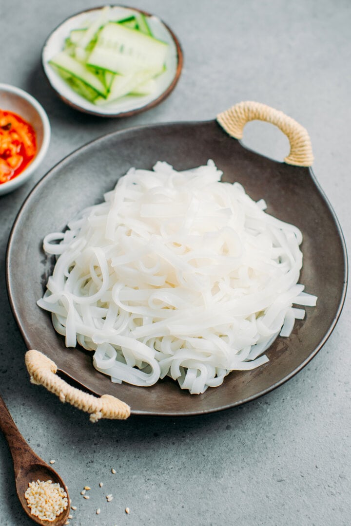 Quick Kimchi Noodles - Full of Plants