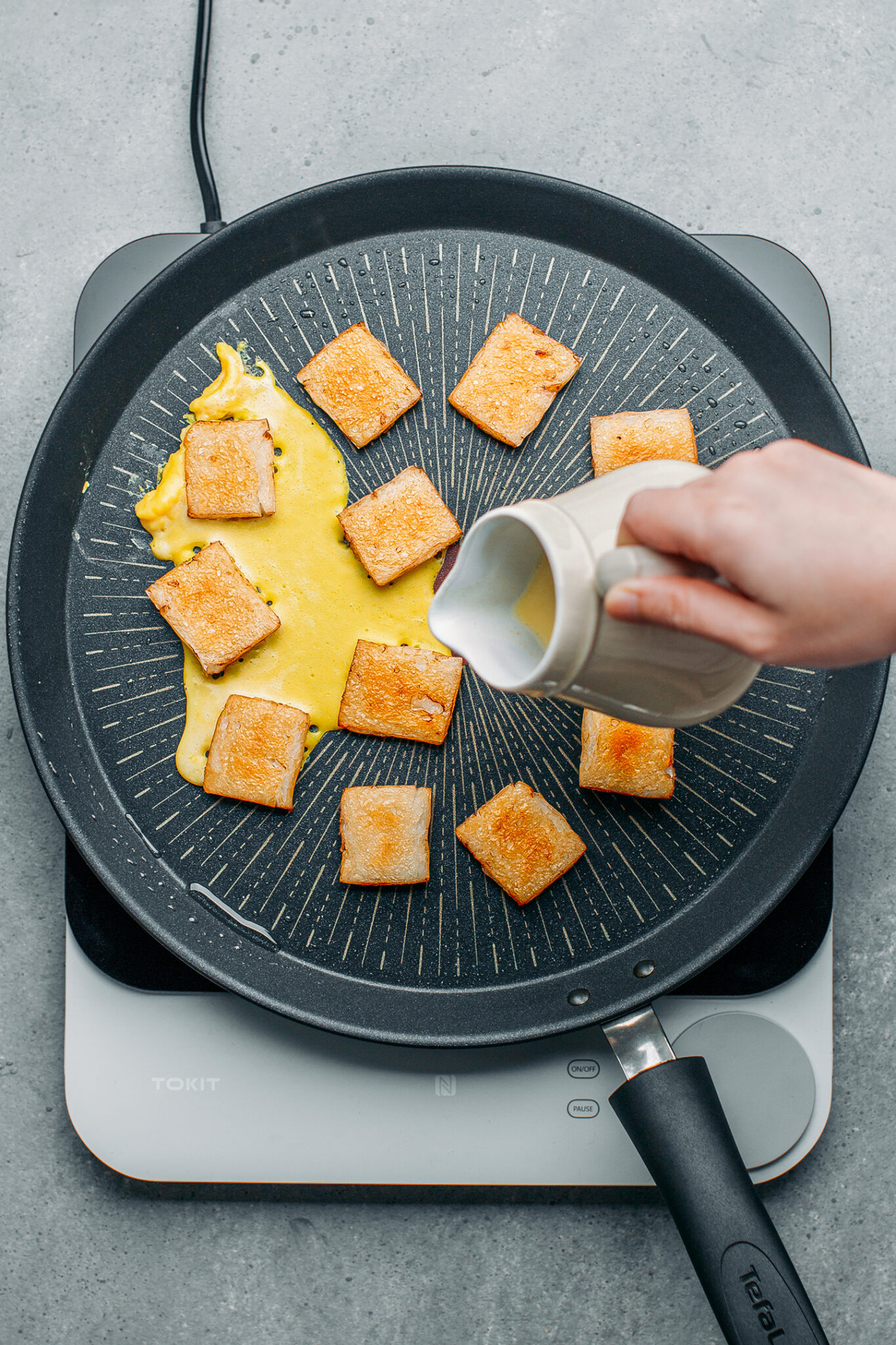 Bột Chiên (Vietnamese Fried Rice Cakes) - Full of Plants